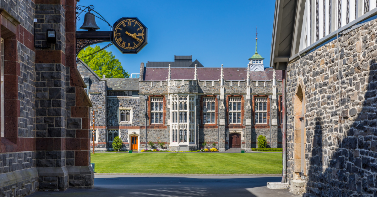 ISSUE No. 34 - Christ's College The Quadrangle